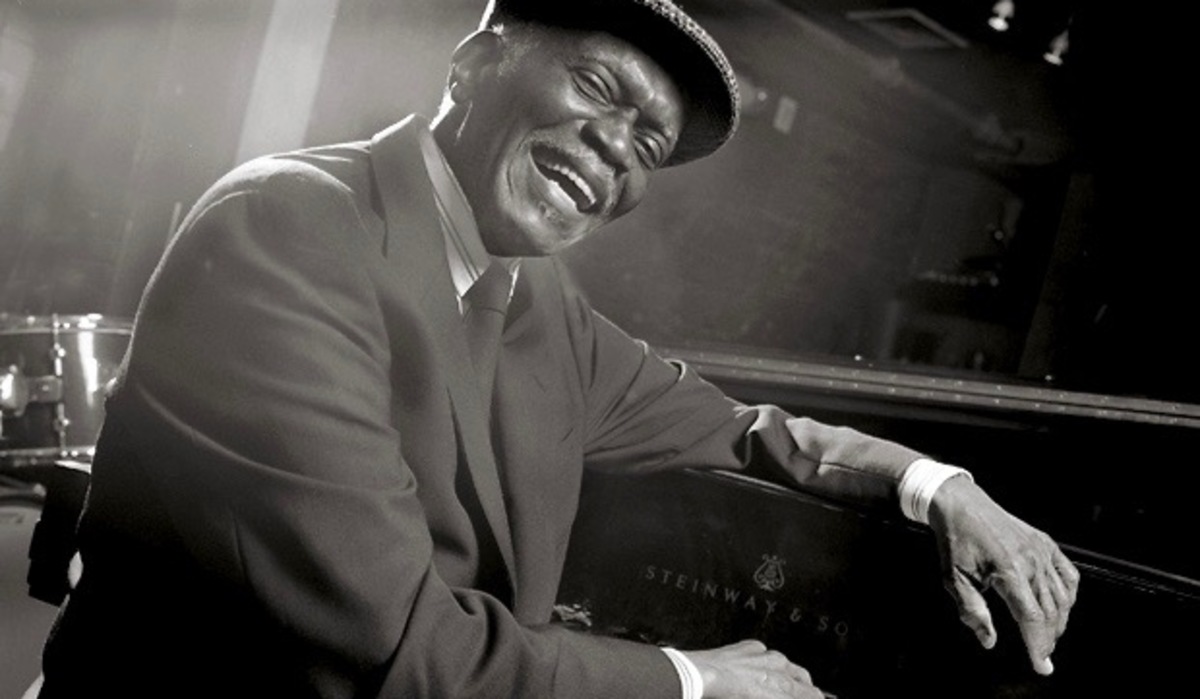 WBSS Media-Hank Jones