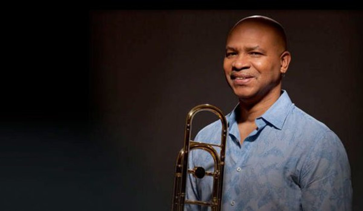 WBSS Media-Robin Eubanks