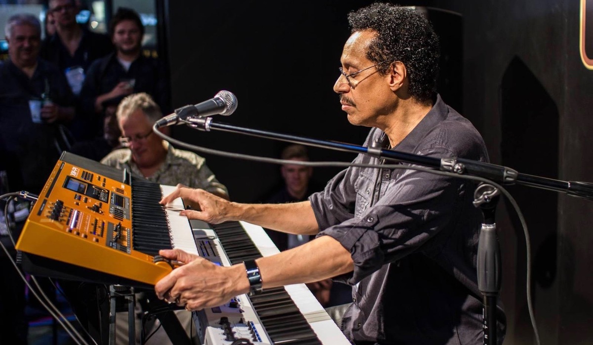 WBSS Media-Larry Dunn