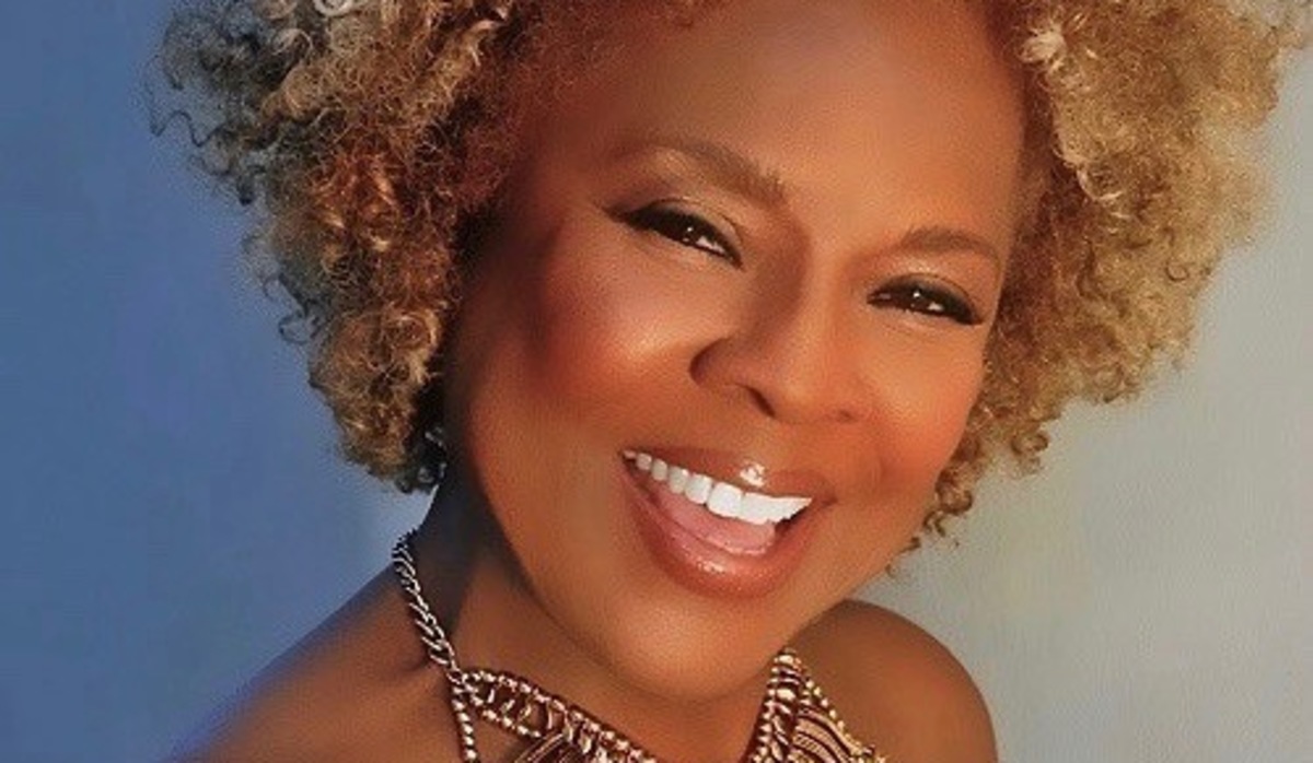 WBSS Media-Thelma Houston
