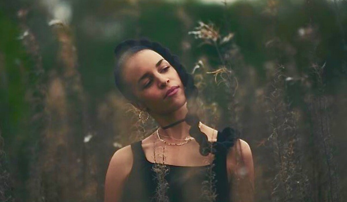 WBSS Media-LISTENFRESH.EMERGINGTALENT: Singer - songwriter CHERRY ...