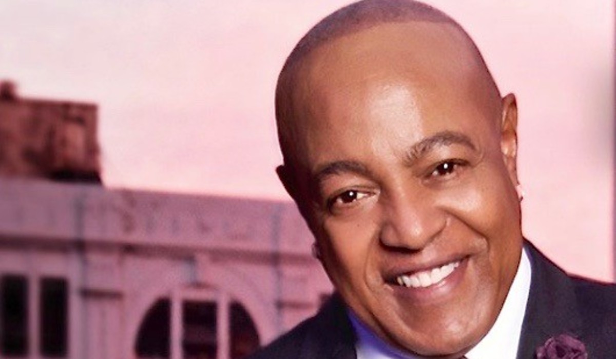 WBSS Media-LISTENFRESH: PEABO BRYSON releases new single, "LOOKING FOR SADE".