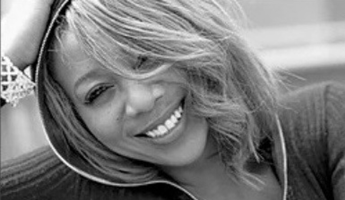 WBSS Media-WATCHFRESH: MICHON YOUNG shares the visual for smooth summer ...